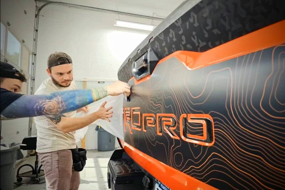 Vinyl Wrapping - Car Pretty Window Tinting